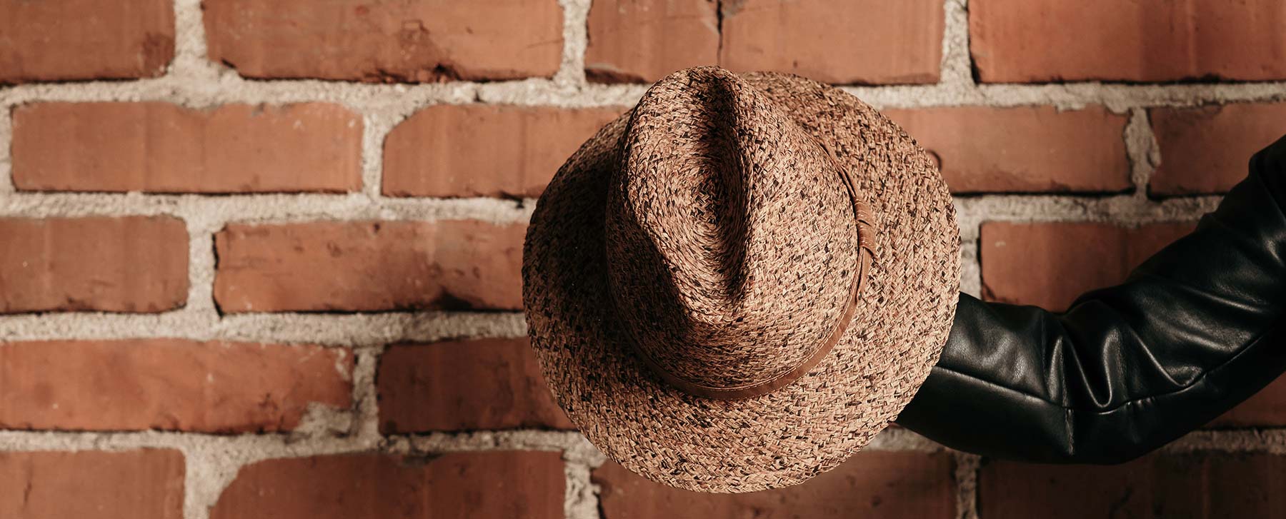 Miesten olkihatut - laaja kokovalikoima - Salon Lakkitehdas